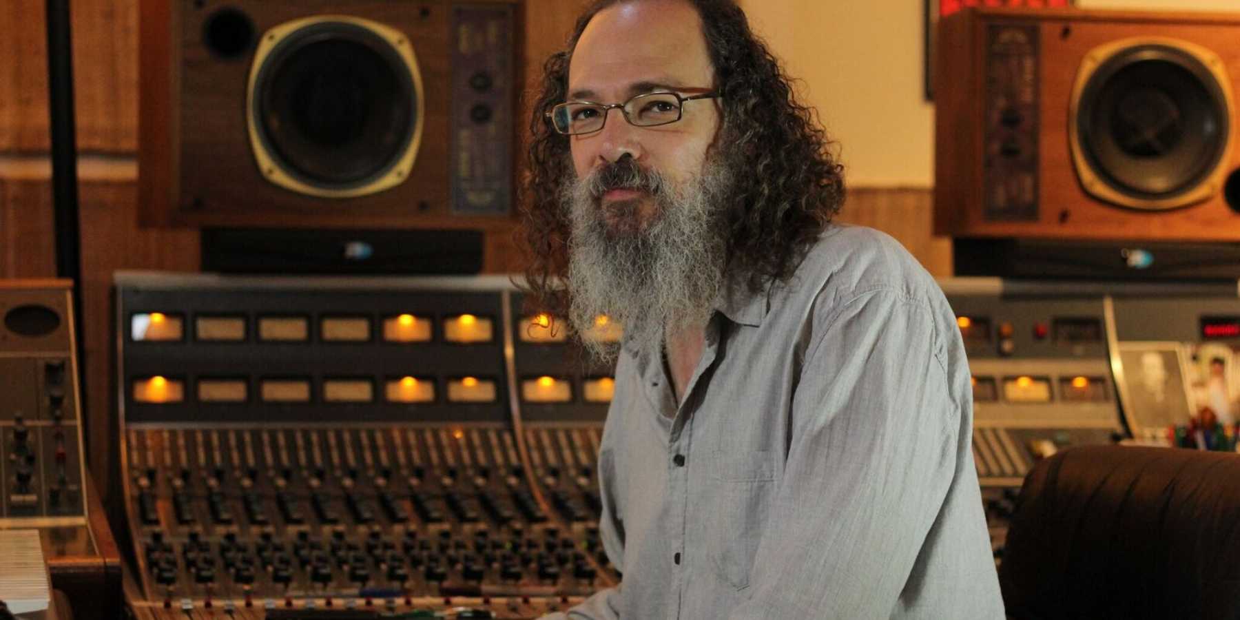 Andrew Schepps checks out H3000 Factory - Eventide Audio